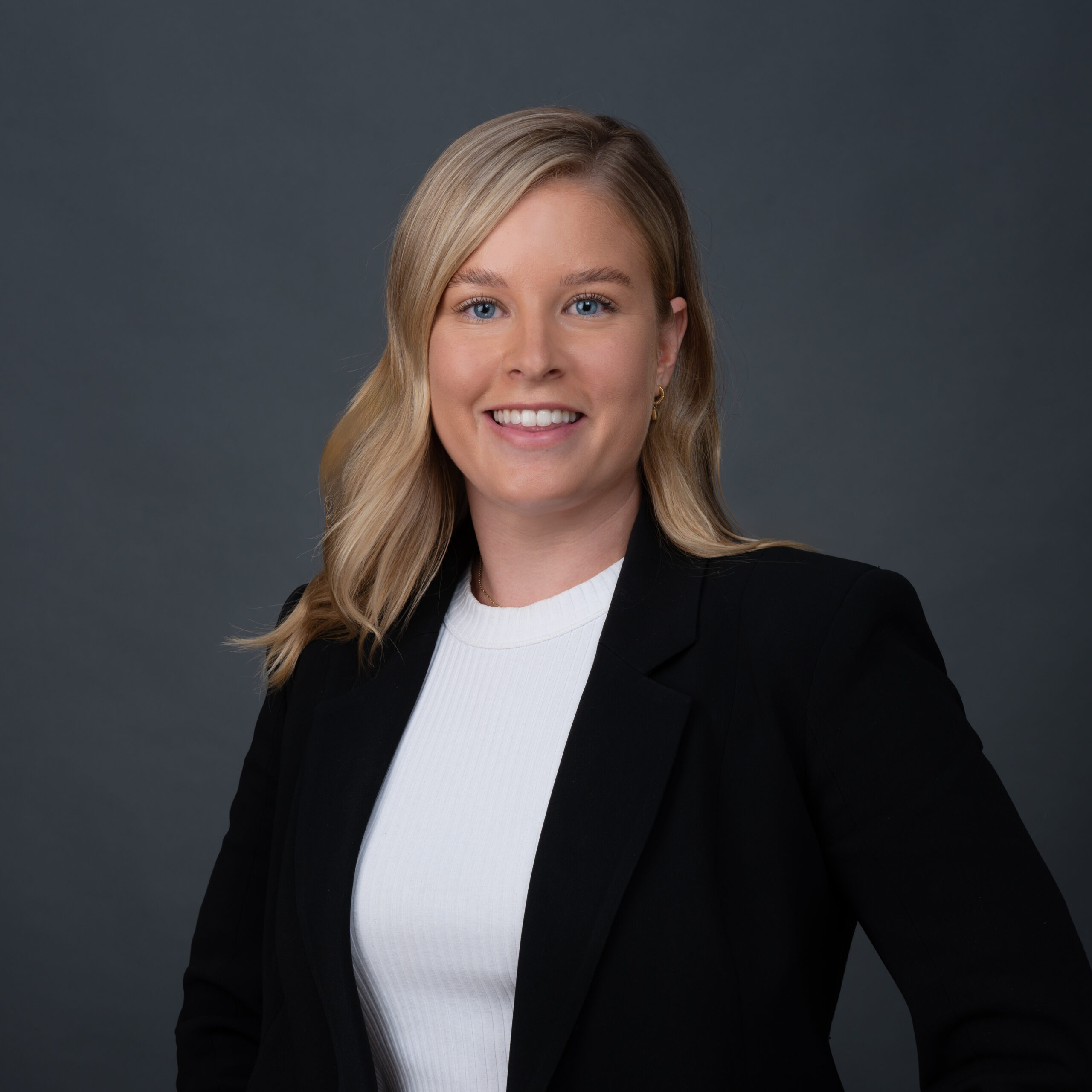 Alumni Profile - Stephanie Howson Class of 2016 - Catholic College Sale